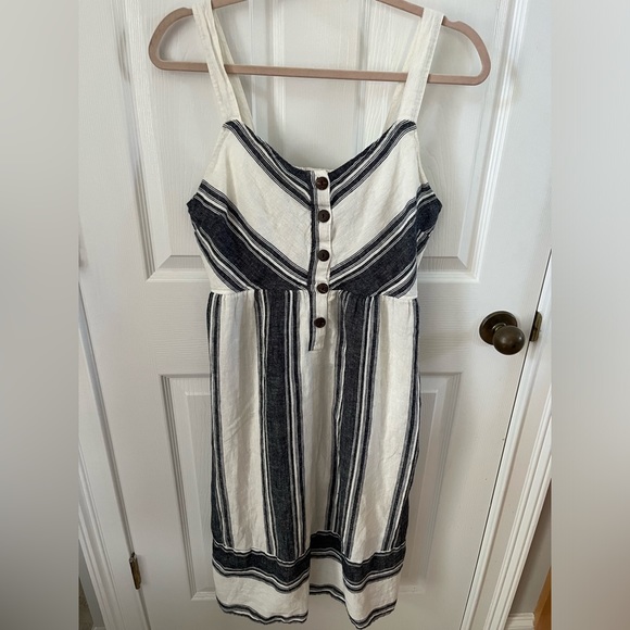 Universal Thread | Dresses | Universal Thread Midi Dress | Poshmark